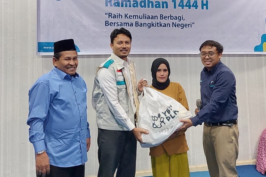 PLN UP3 Sorong Berbagi Kebahagiaan bersama Kaum Dhuafa - Redaksi Potret