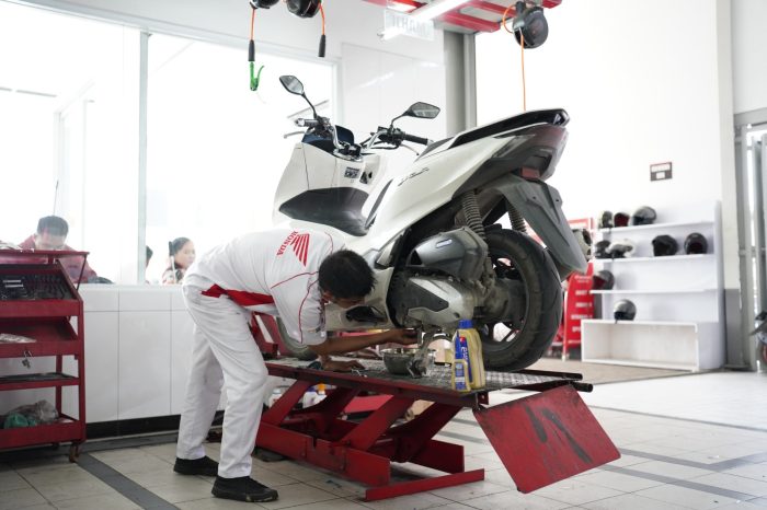 Kenali Jenis Oli Sepeda Motor Honda - Redaksi Potret